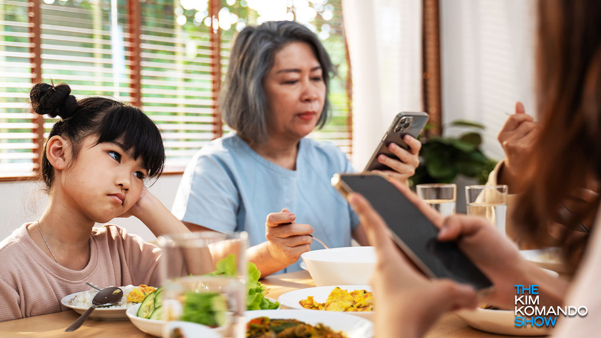 Why you shouldn't buy a fake vaccination card - Komando.com