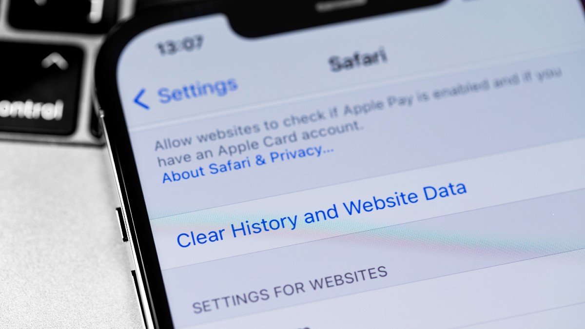 Get a copy of what Apple is tracking about you - Komando.com